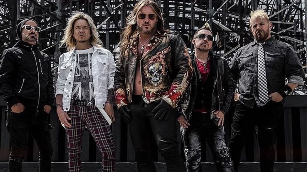 Fozzy anuncia saída do baterista Frank Fontsere e revela substituto ...