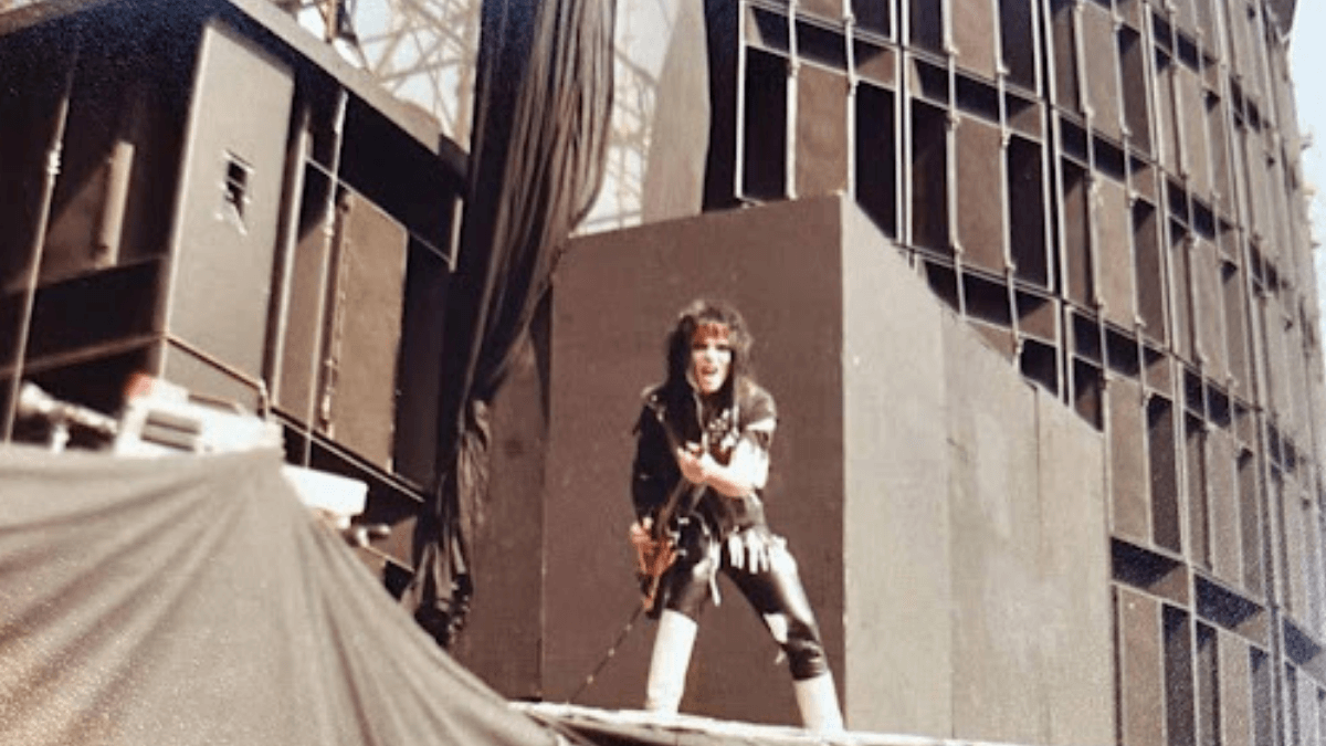Veja fotos inéditas do show do Motley Crüe no Monsters Of Rock de 1984 ...