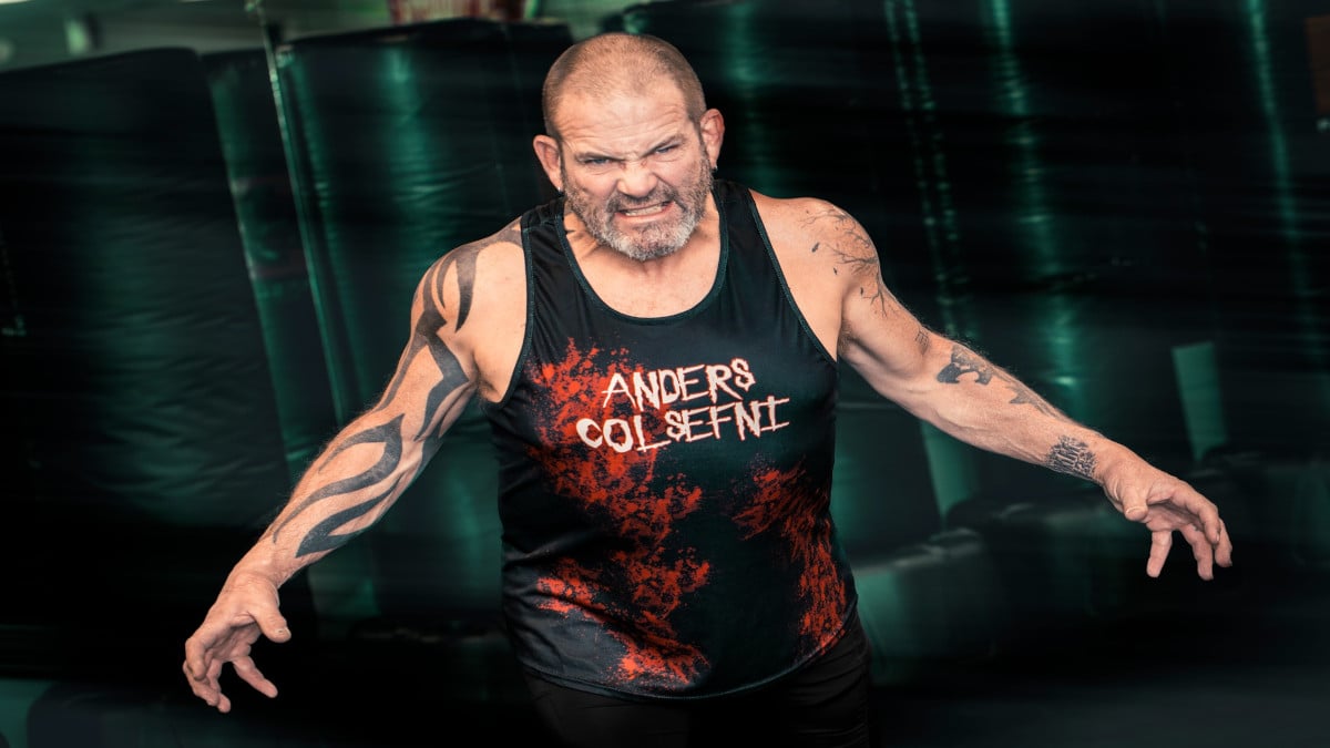 Anders Colsefni, vocalista original do Slipknot, grava nova versão do ...