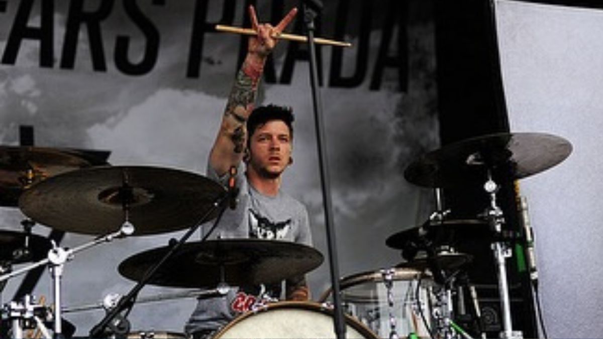 Daniel Williams, ex-baterista do The Devil Wears Prada, morre em acidente aéreo | Wikimetal